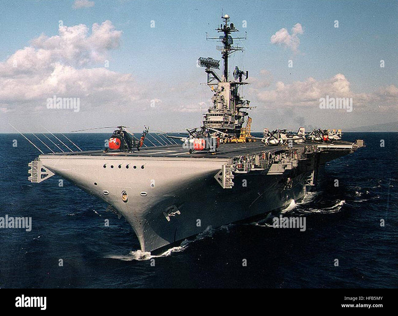 Island superstructure aircraft carrier hi-res stock photography and ...