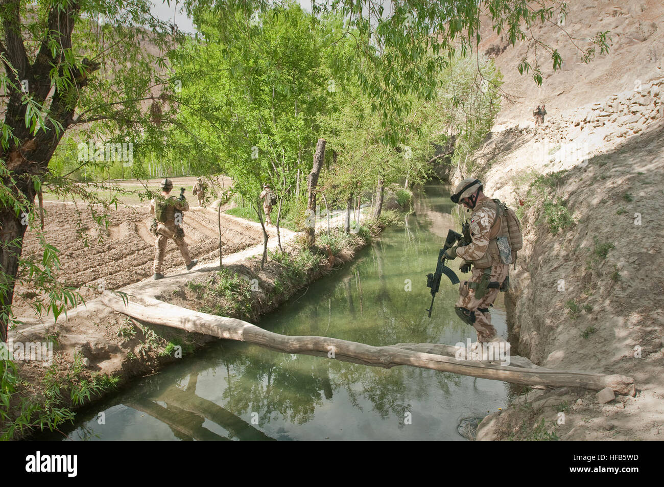 LOGAR PROVINCE, Afghanistan (April 9, 2010) —Czech soldiers assigned to ...