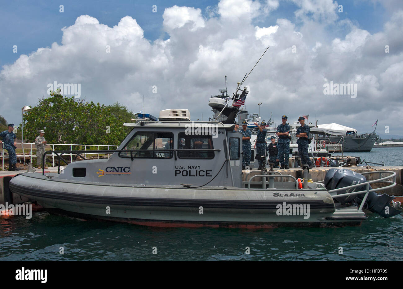 Children with the U.S. Navy League Cadet Corps, Battleship Missouri ...