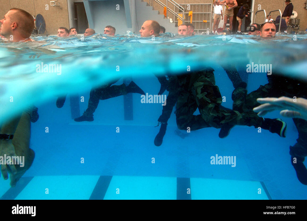 030122-N-6967M-342 A first week class of of sailors and marines learn ...