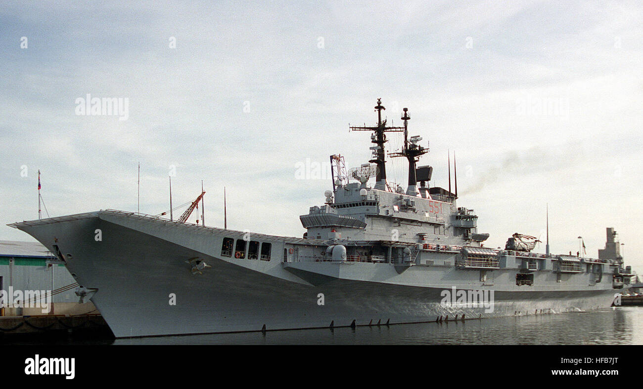 Italian aircraft carrier ITS Giuseppe Garibaldi (G-551) tied up at ...