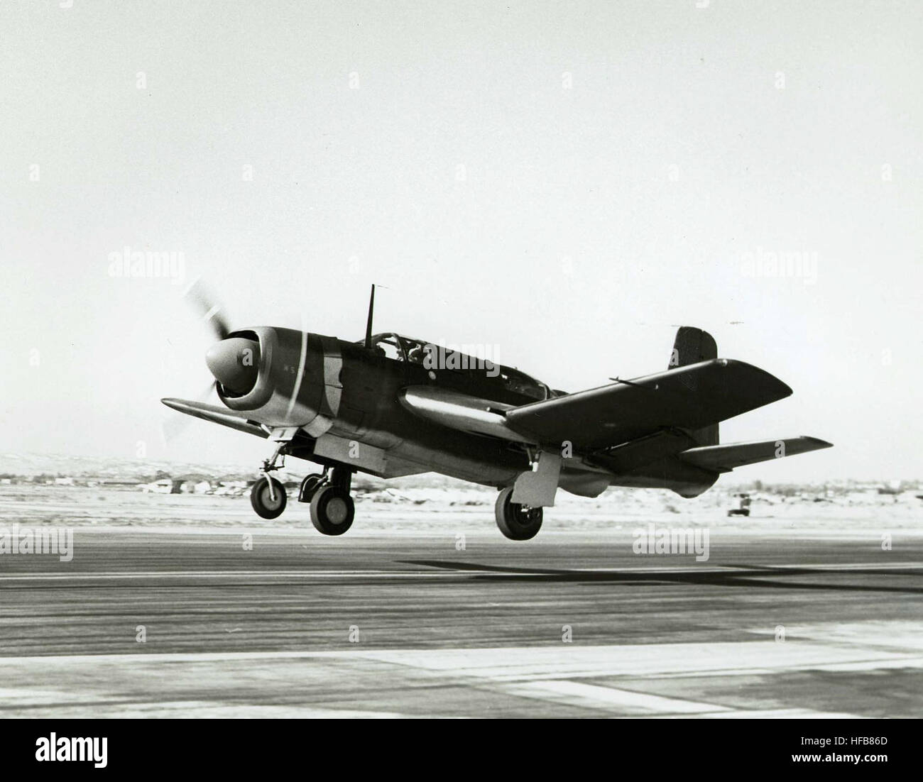 Douglas XSB2D Destroyer landing Stock Photo - Alamy