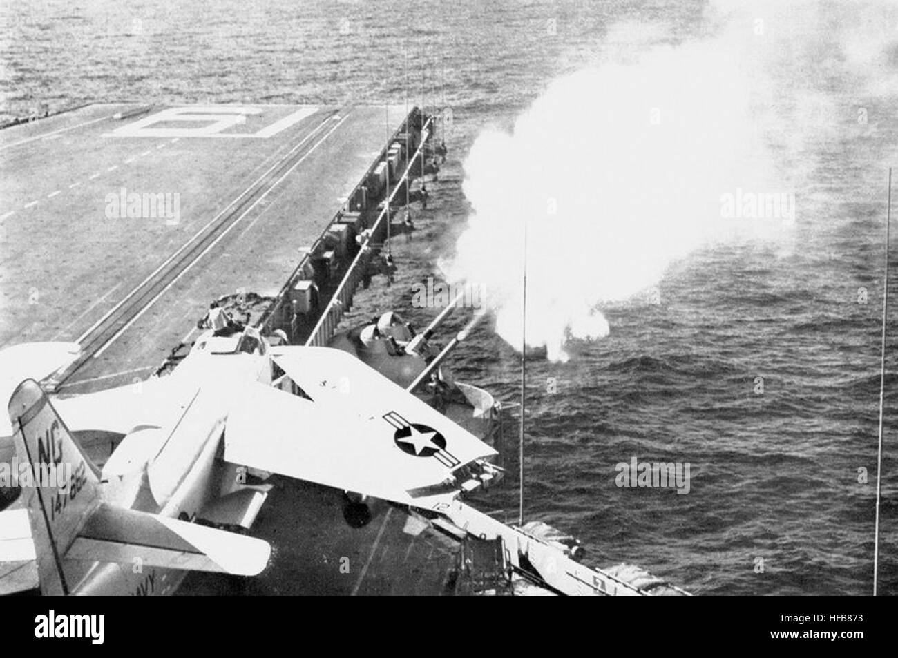 Uss ranger cva 61 hi-res stock photography and images - Alamy