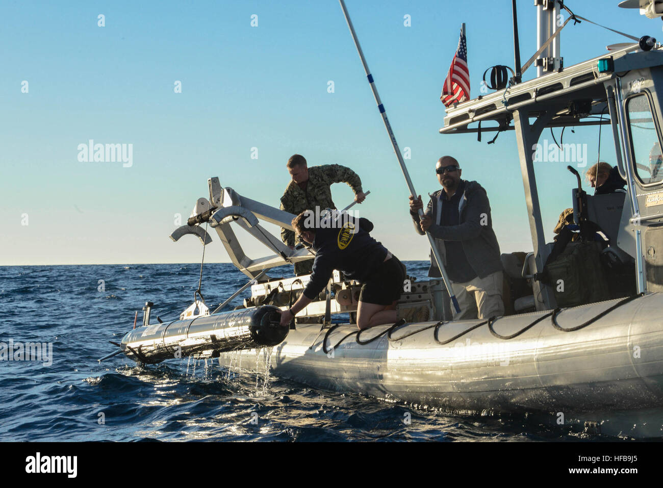 Uuv unmanned underwater vehicle hi-res stock photography and images - Alamy