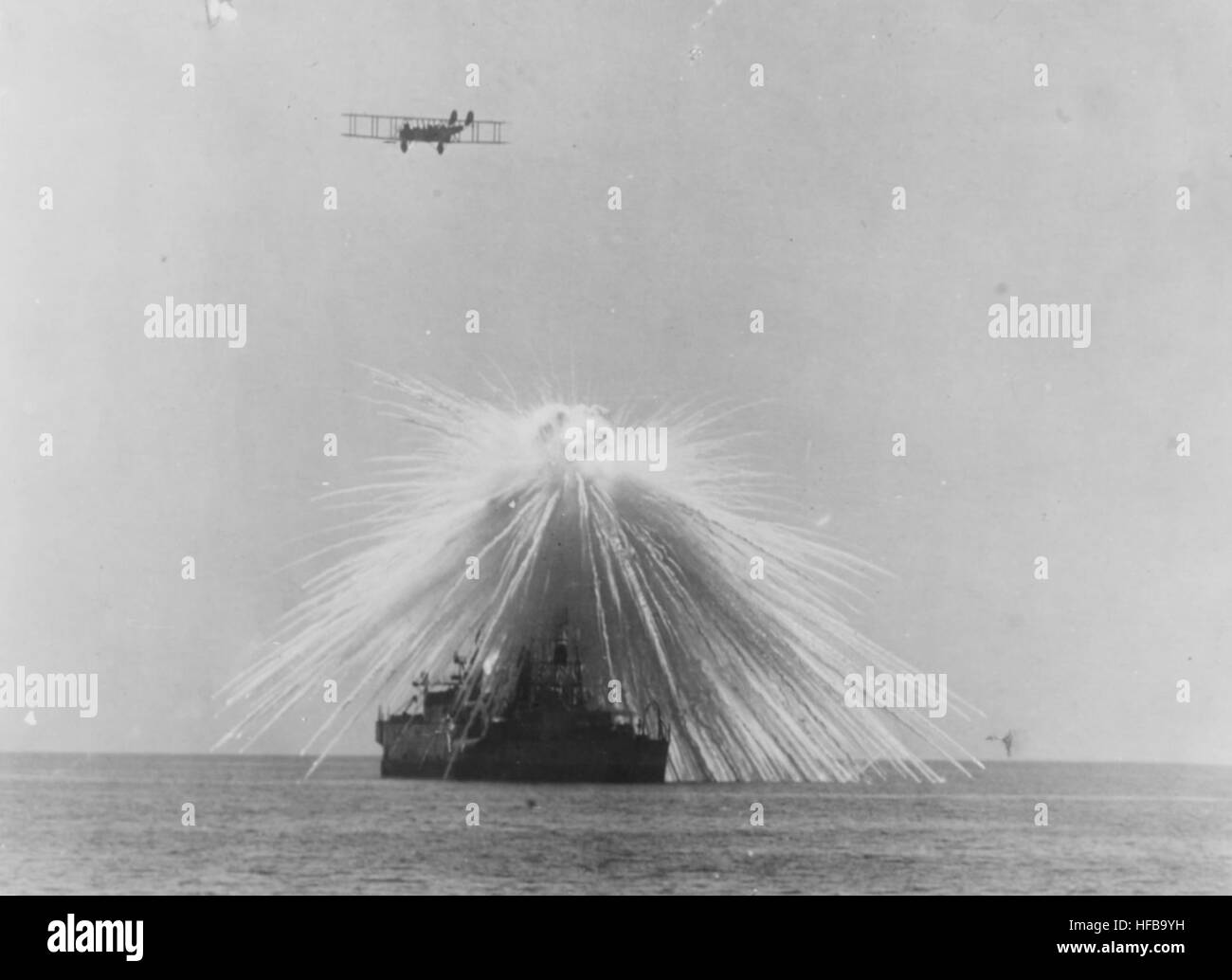 Uss alabama bb 8 hi-res stock photography and images - Alamy