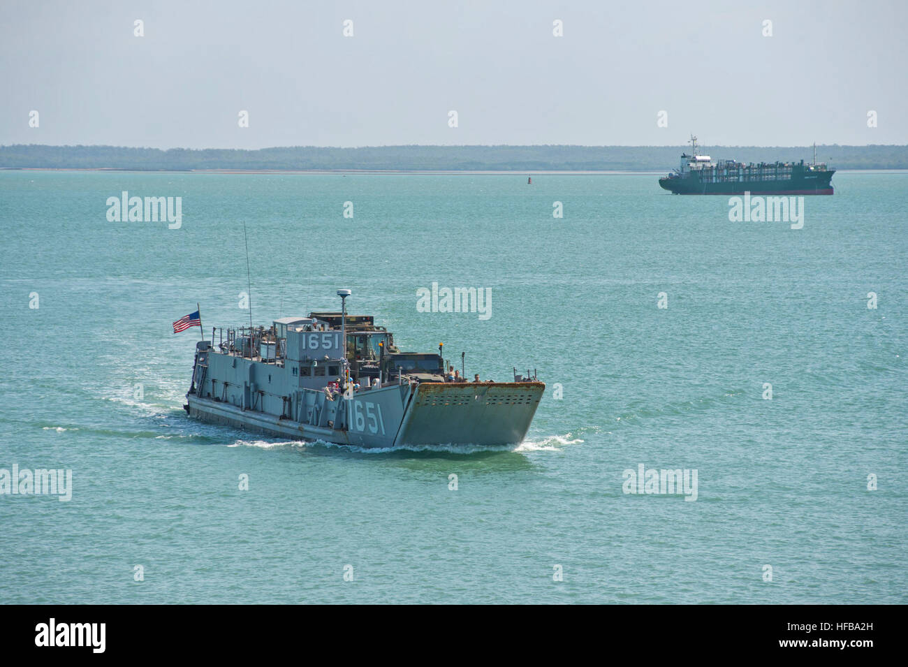 Landing craft utility (LCU) 1651 approaches amphibious transport dock ...
