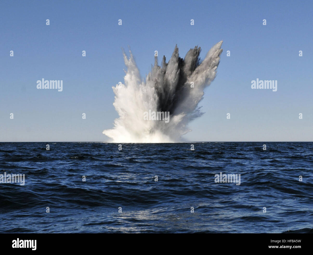 Sea mine world war i hi-res stock photography and images - Alamy