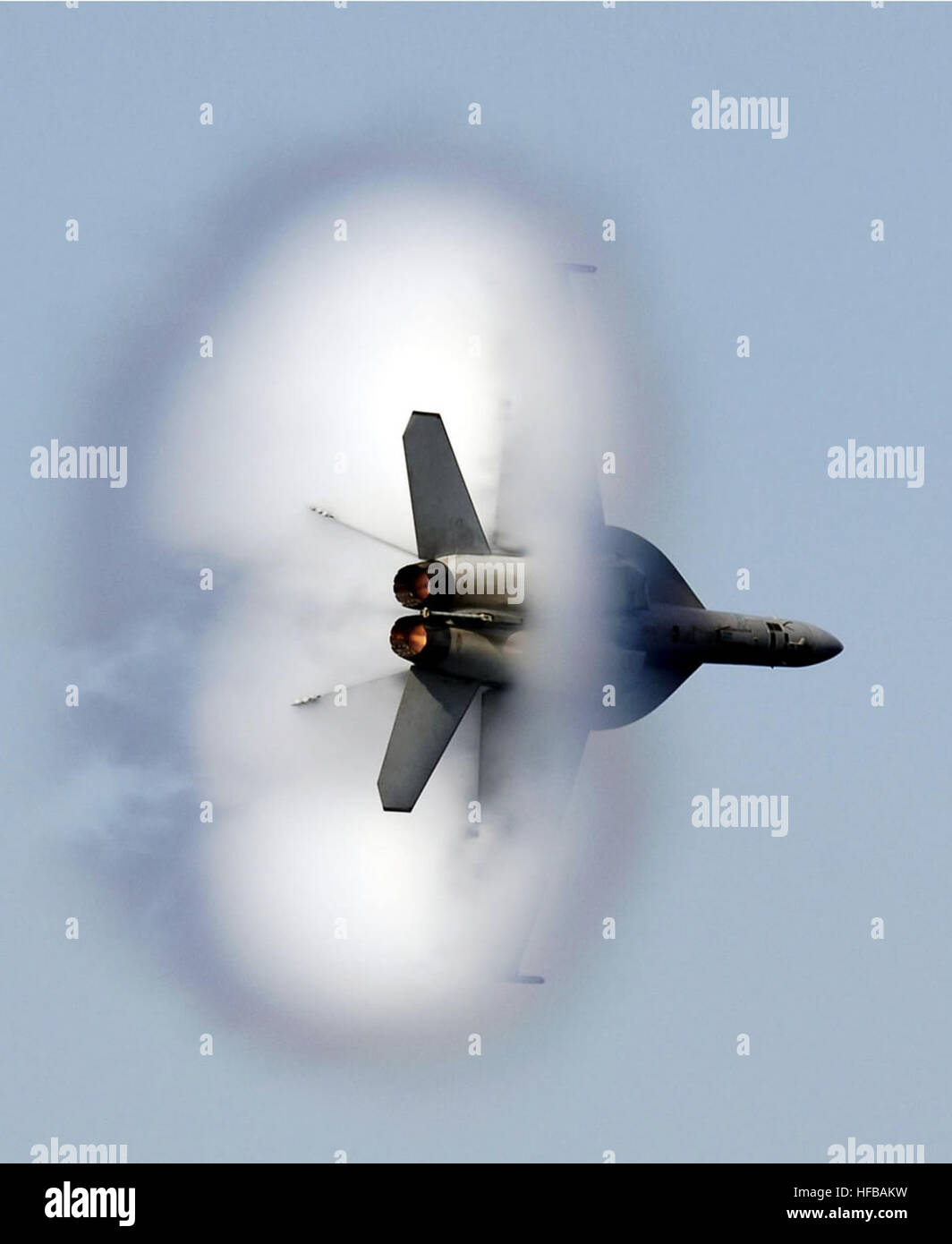 F/A-18 Hornet aircraft perform diamond formation maneuvers during ...