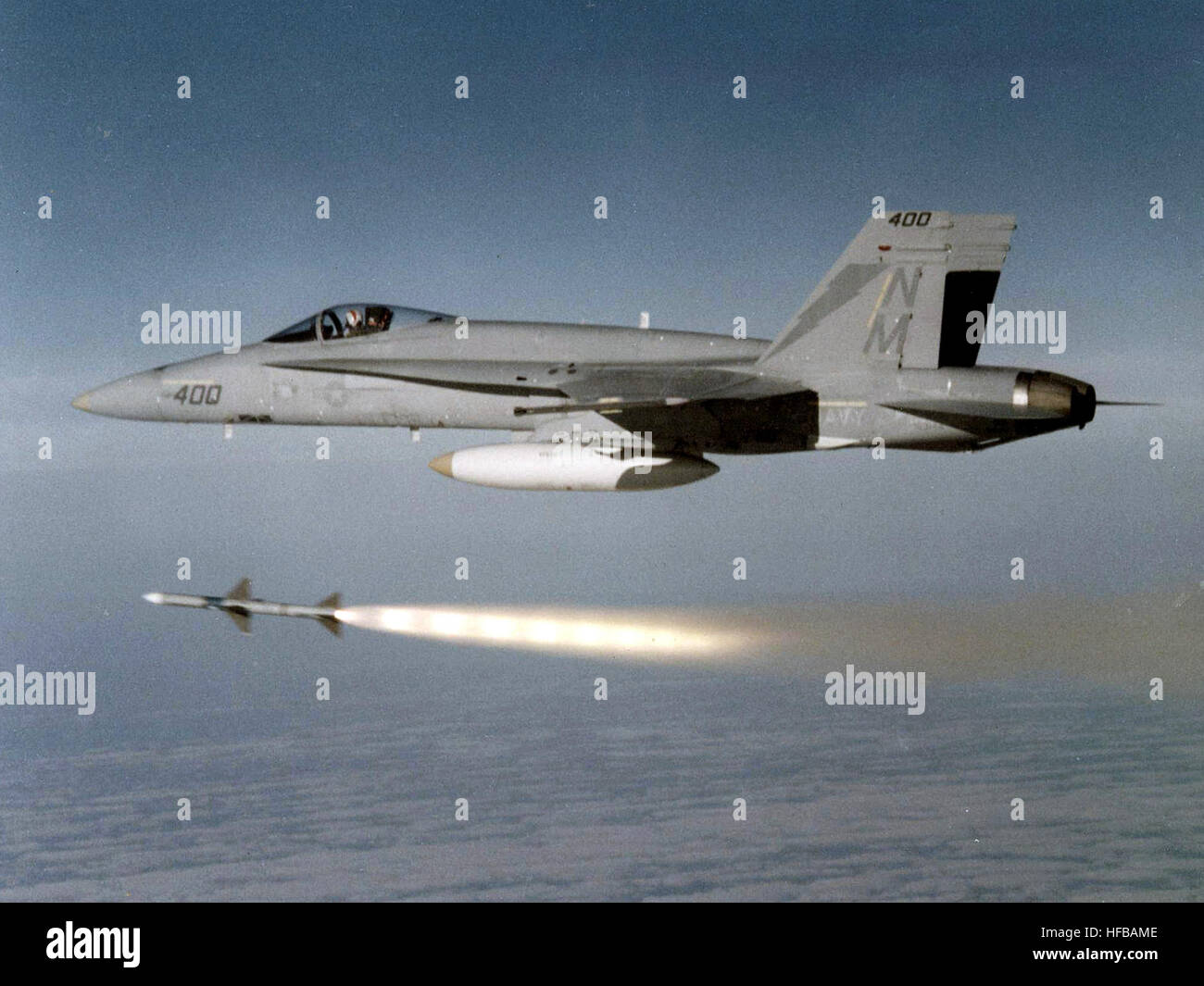 Aim 7 sparrow hi-res stock photography and images - Alamy