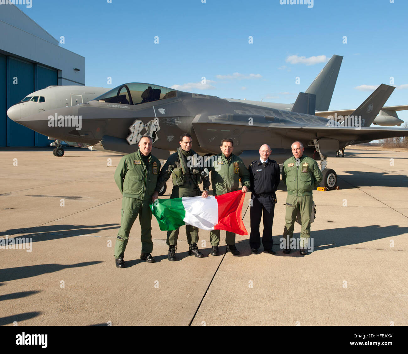 160205-O-ZZ999-961 NAS Patuxent River (February 5, 2016) Italian Air ...