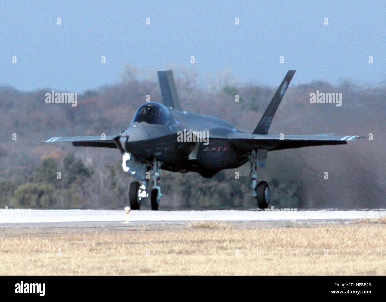 The F-35 Joint Strike Fighter (JSF) Lightning II, built by Lockheed ...