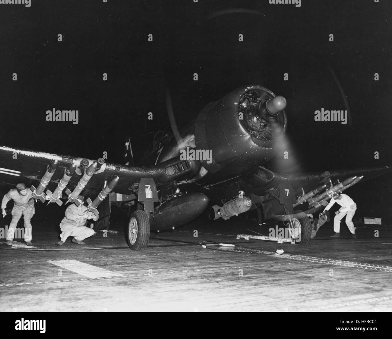 Photo #: 80-G-419929 U.S. Marine Corps F4U-4B Corsair fighter-bomber ...