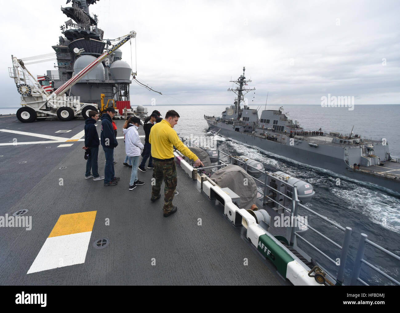 160524-N-YC845-002 ATLANTIC OCEAN (May 24, 2016) - Aviation Boatswain ...