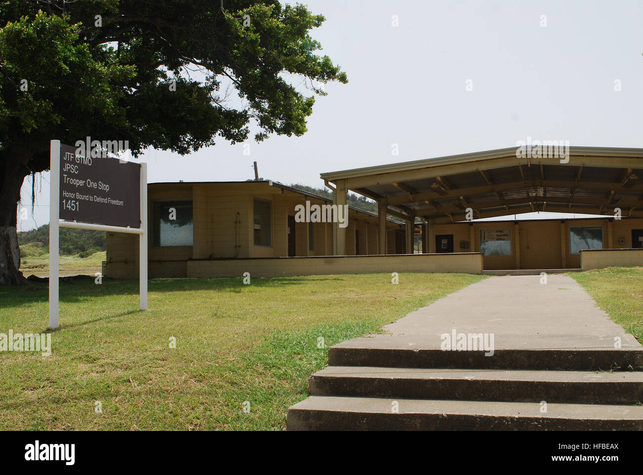 Naval satellite operations center hi-res stock photography and images ...