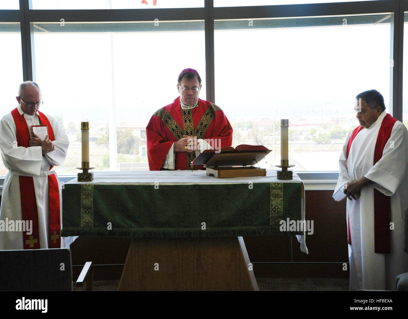 Bishop neal buckon conducts catholic hi-res stock photography and ...
