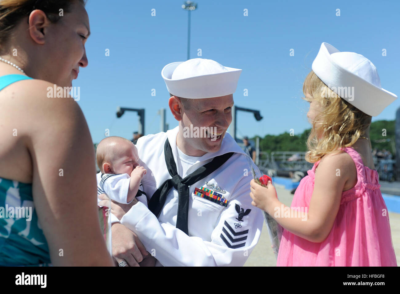 Los angeles attack submarine sonar hi-res stock photography and images ...