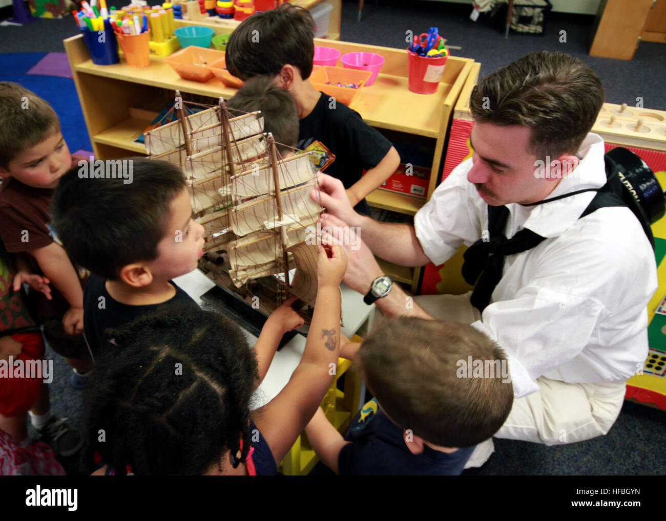 U s navy cryptologic technician interpretive hi-res stock photography ...