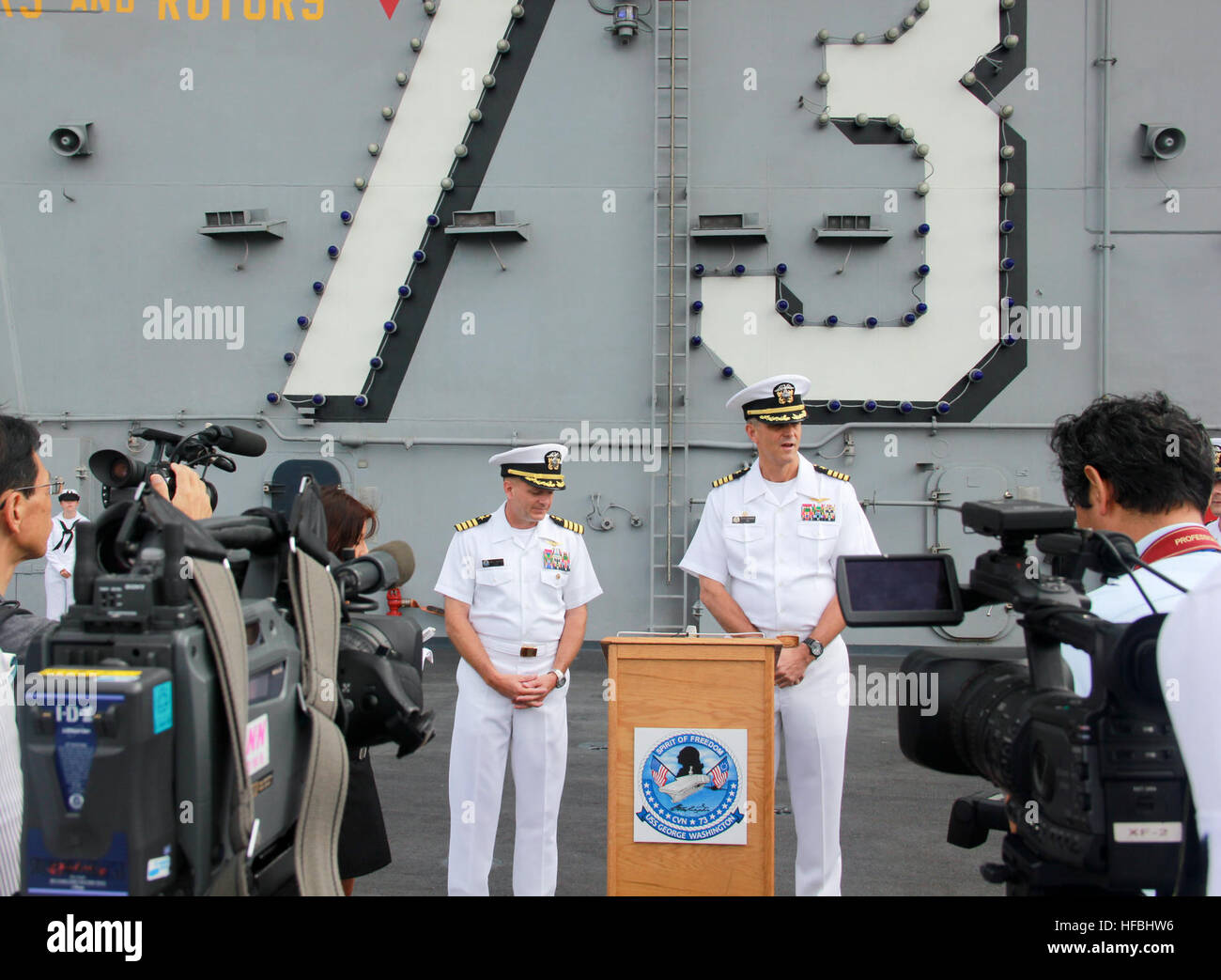 U S Navy Capt David Lausman High Resolution Stock Photography and ...