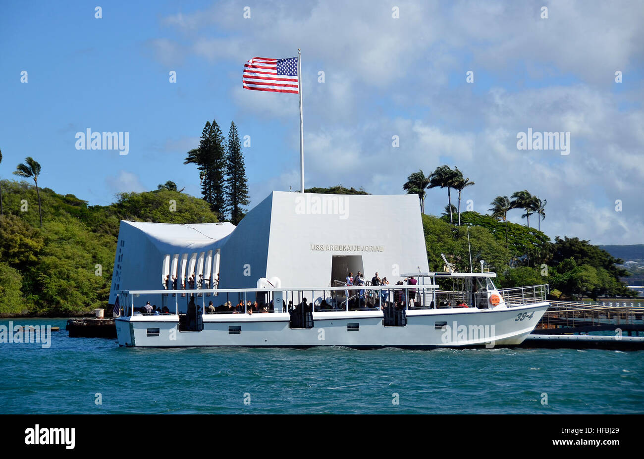Pearl harbor visitors center hi-res stock photography and images - Alamy