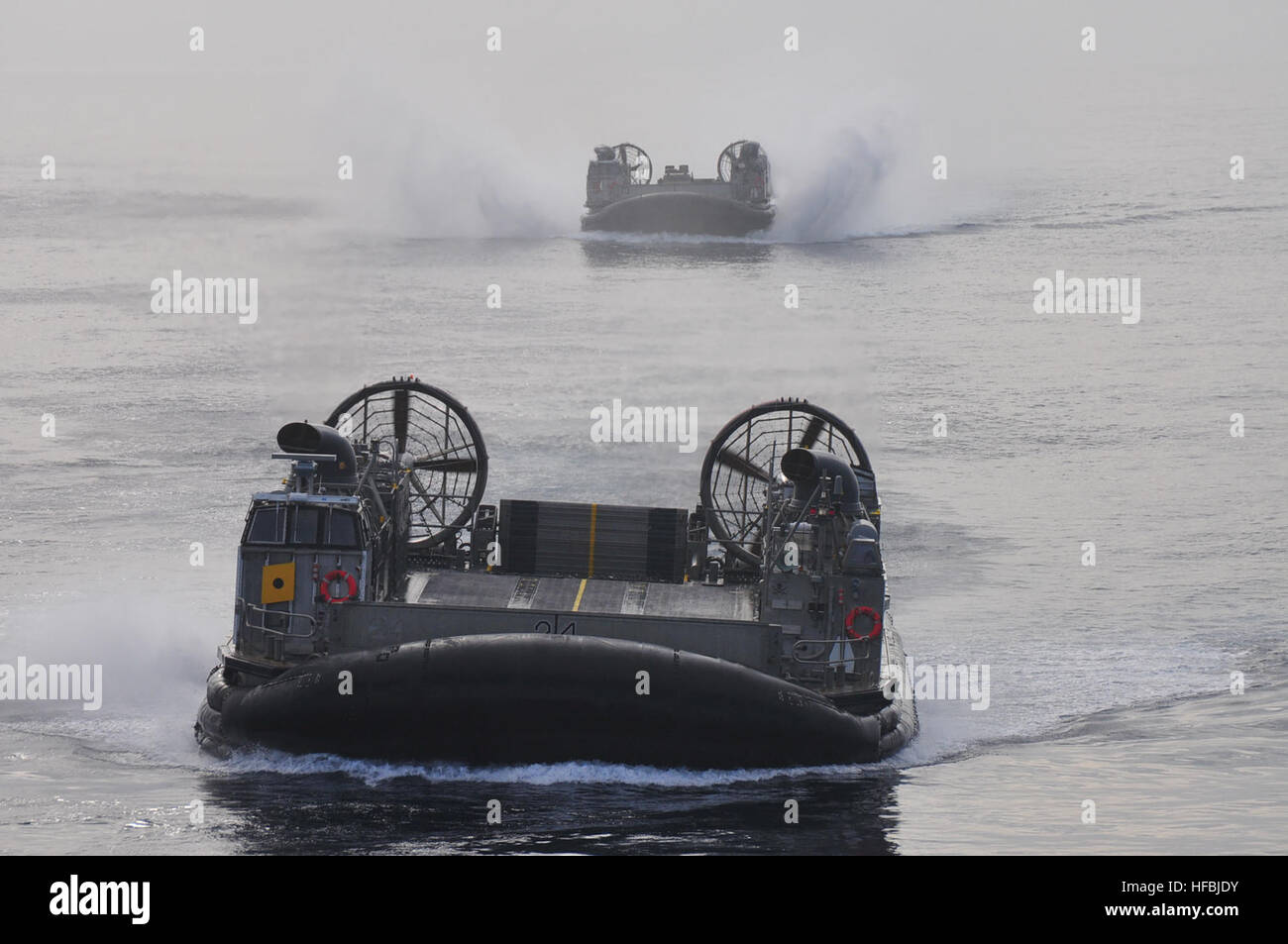 Lcac ops hi-res stock photography and images - Alamy