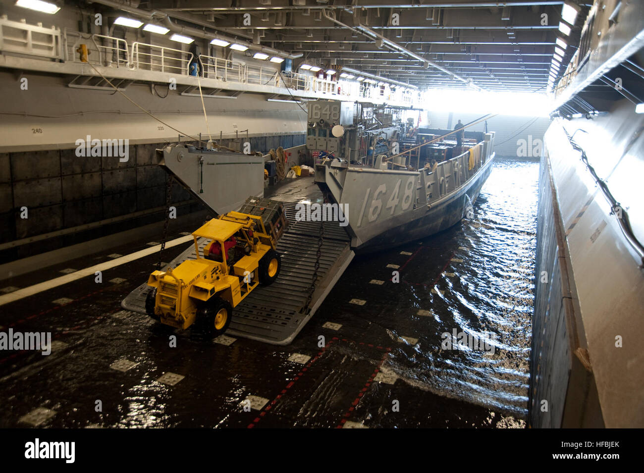 Landing craft utility lcu 1648 hi-res stock photography and images - Alamy