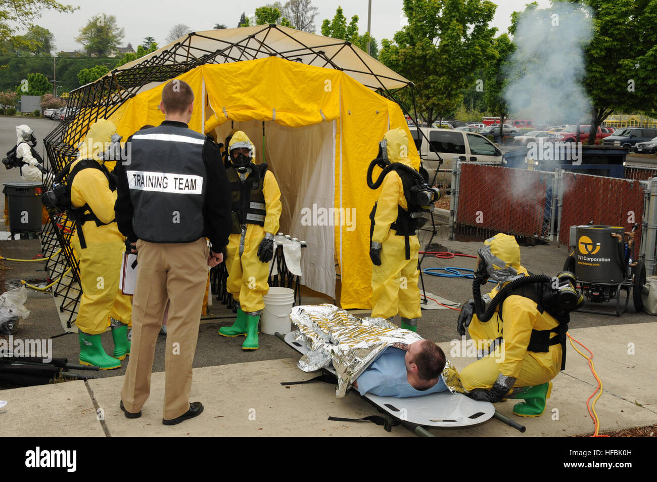 Emergency personnel decontamination station hi-res stock photography ...