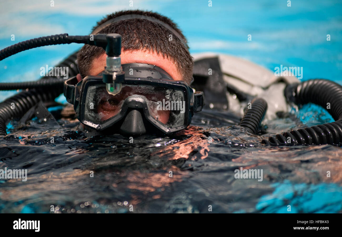 Alan dewitt hi-res stock photography and images - Alamy