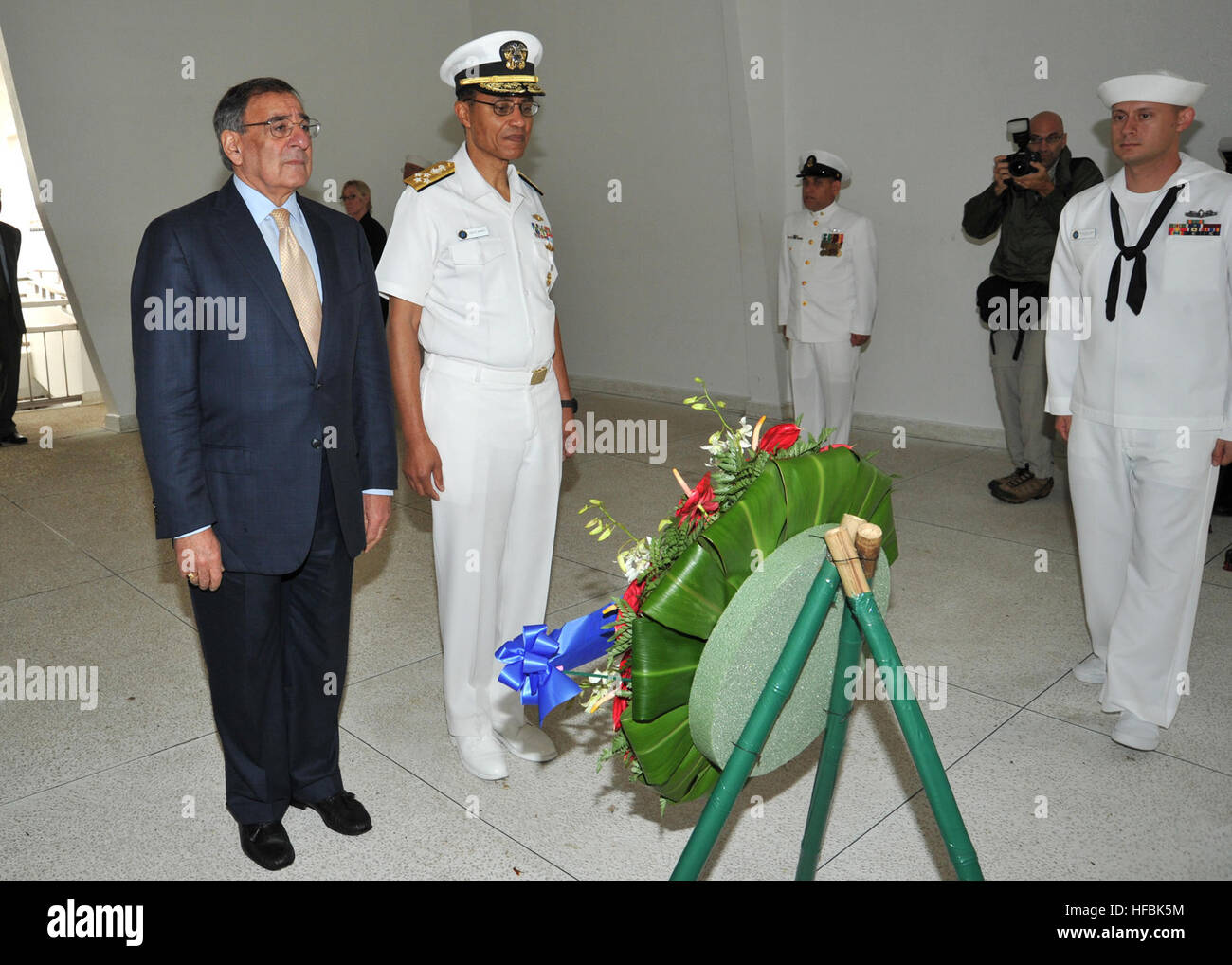 U s navy defense leadership hi-res stock photography and images - Alamy