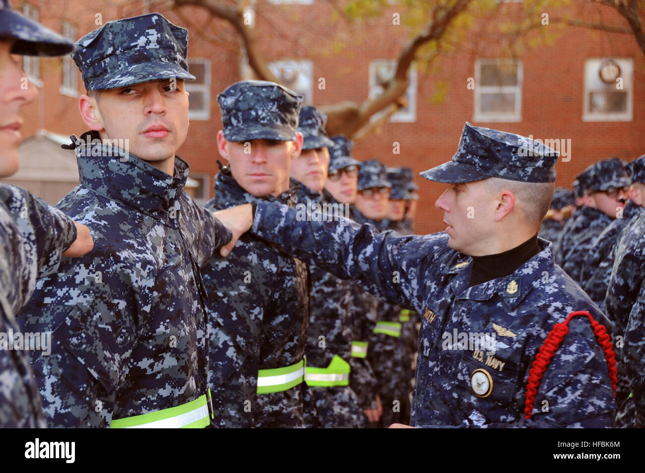 A recruit division commander rdc at recruit training command hi-res ...