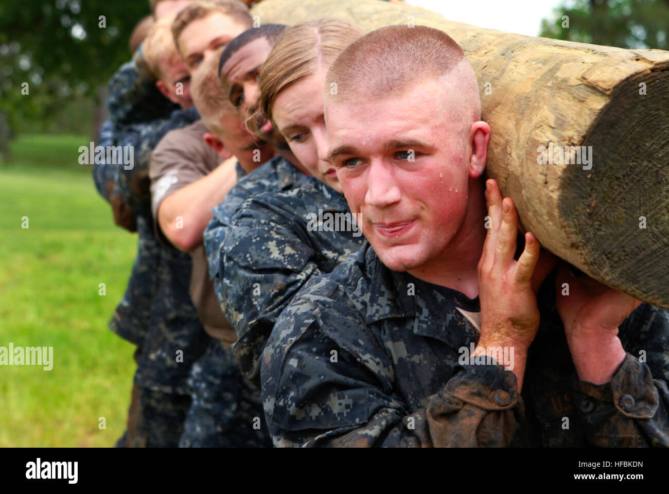 Log physical training log pt hi-res stock photography and images - Alamy