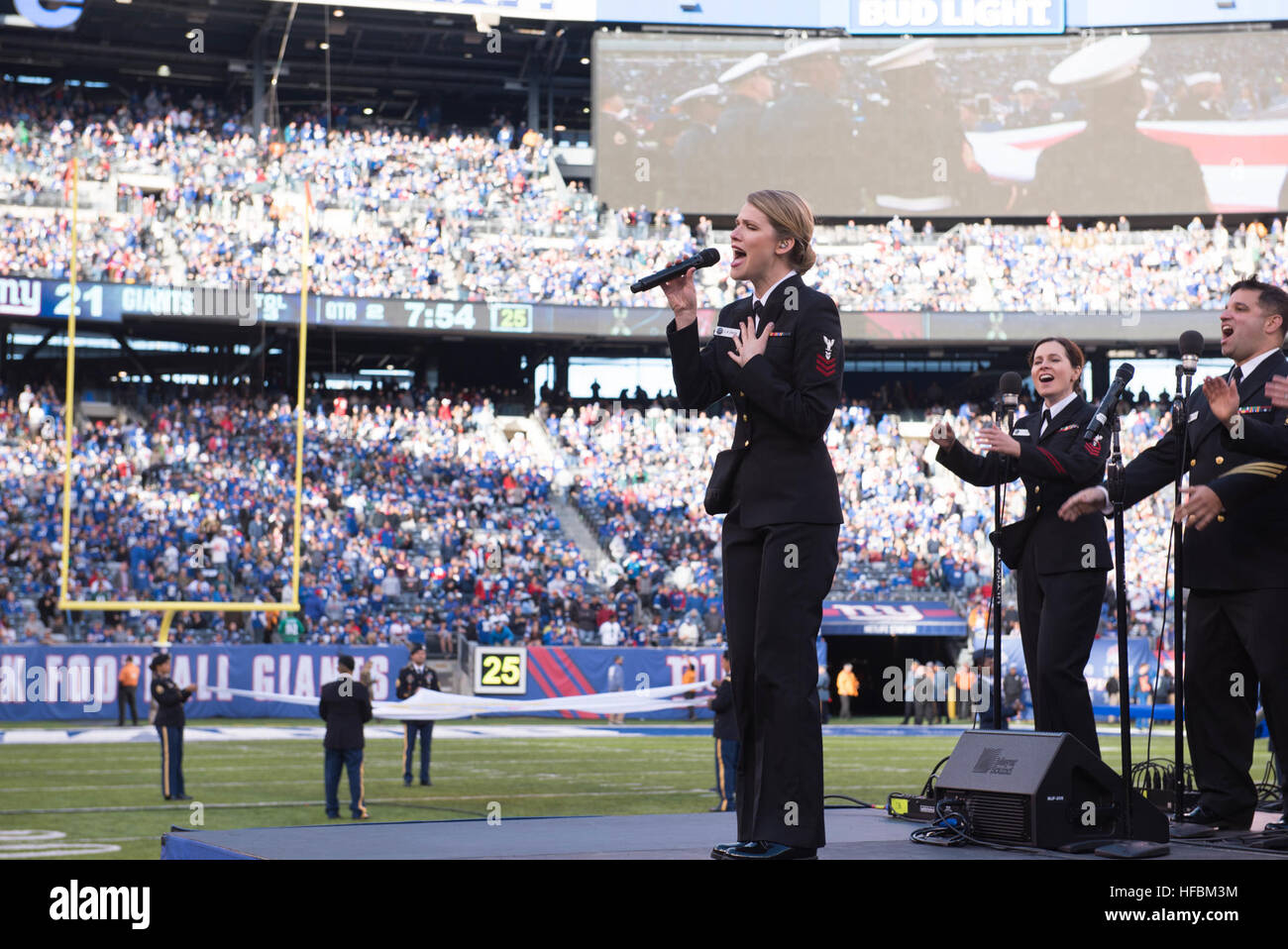 161106-N-HG258-095 East Rutherford, N.J. (November 6, 2016) Alto ...