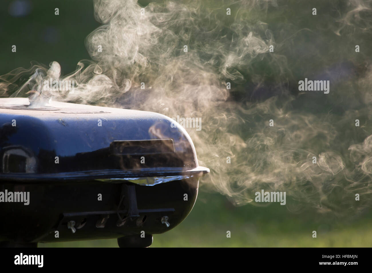 Bbq lid up hi-res stock photography and images - Alamy