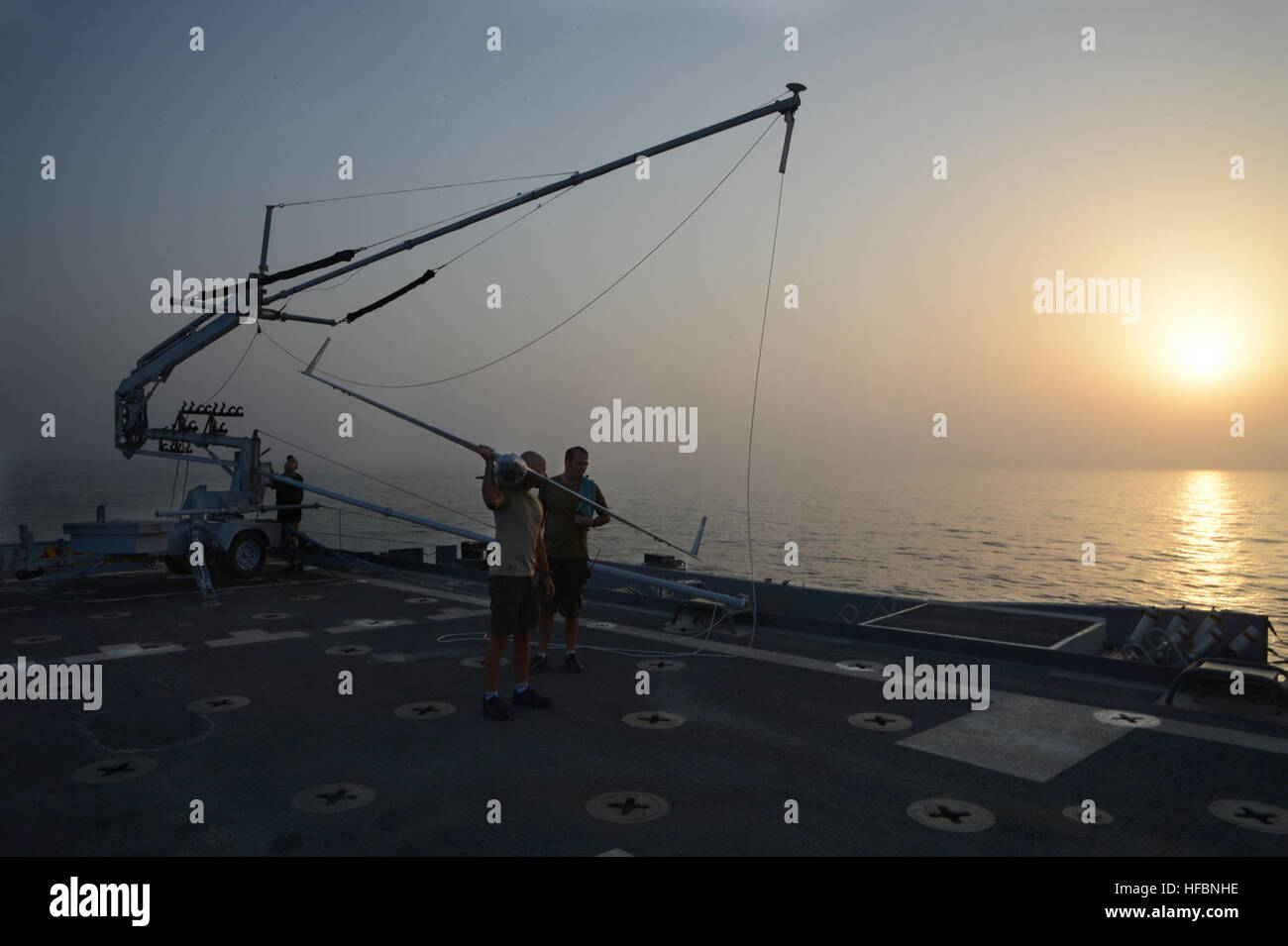 Afloat forward staging base interim uss ponce hi-res stock photography ...