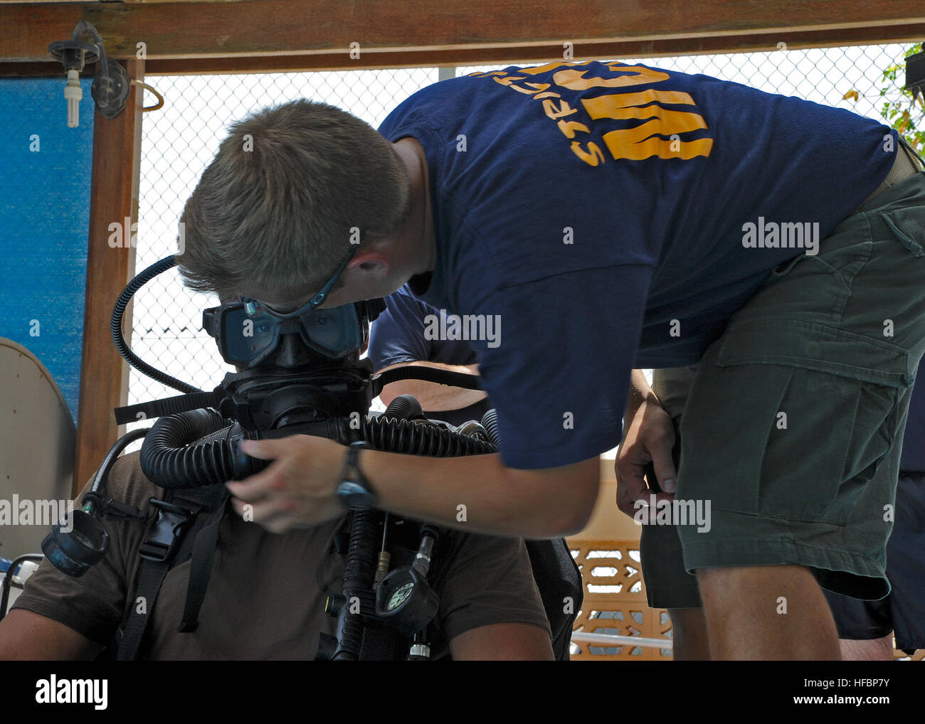 Mk 16 mod 1 dive training hi-res stock photography and images - Alamy