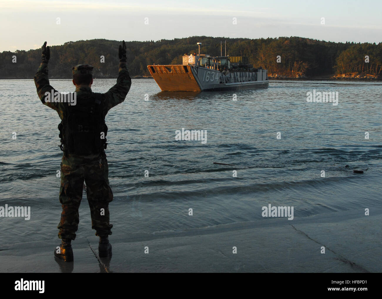 Harbor utility craft hi-res stock photography and images - Alamy