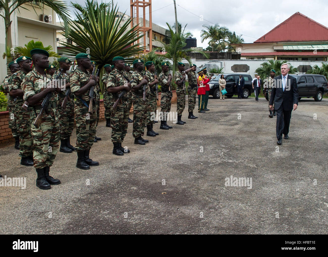 Cameroonian armed forces hi-res stock photography and images - Alamy