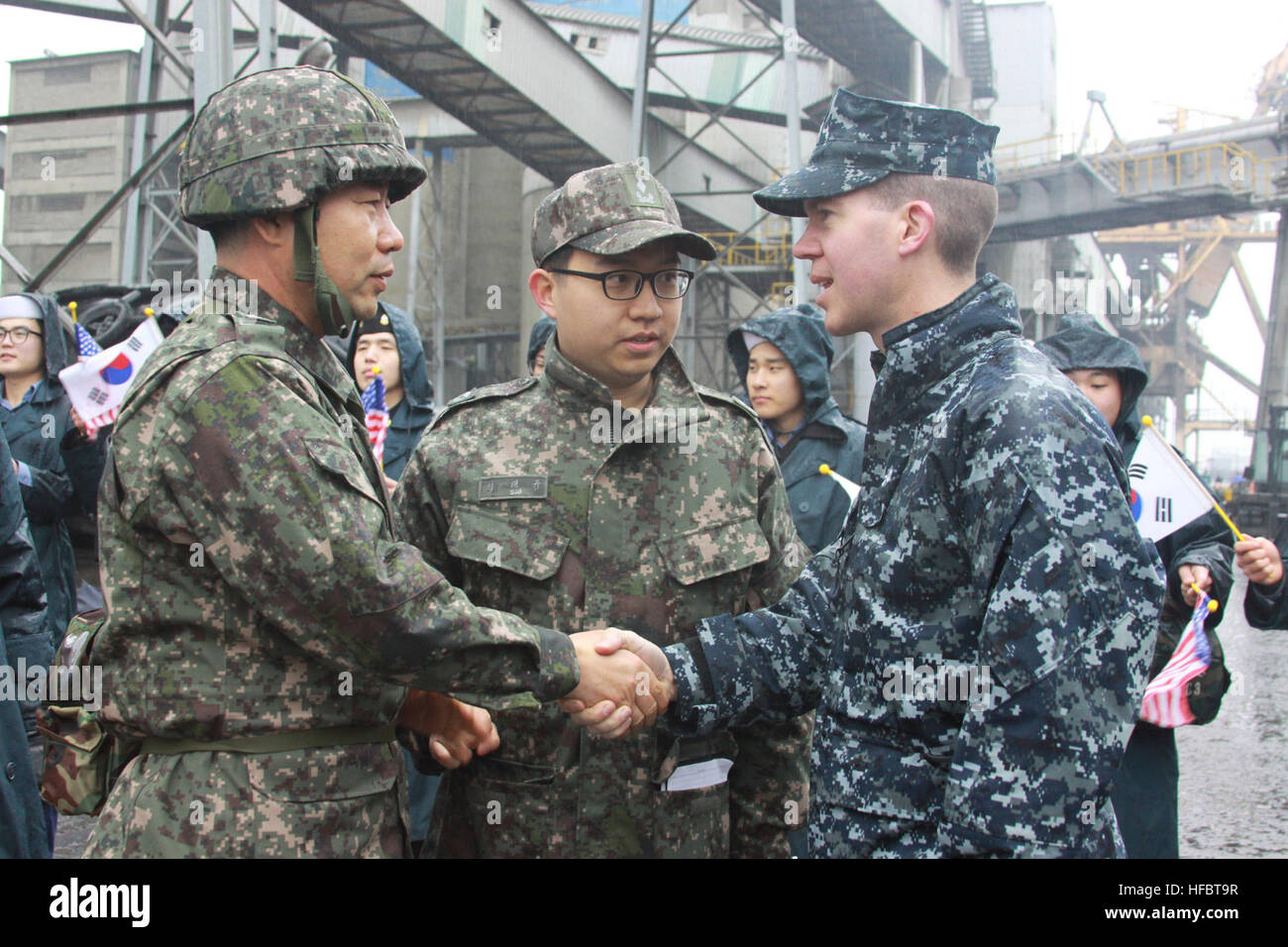 120309-N-TX232-029 DONGHAE, Republic of Korea (March 9, 2012) Cmdr ...