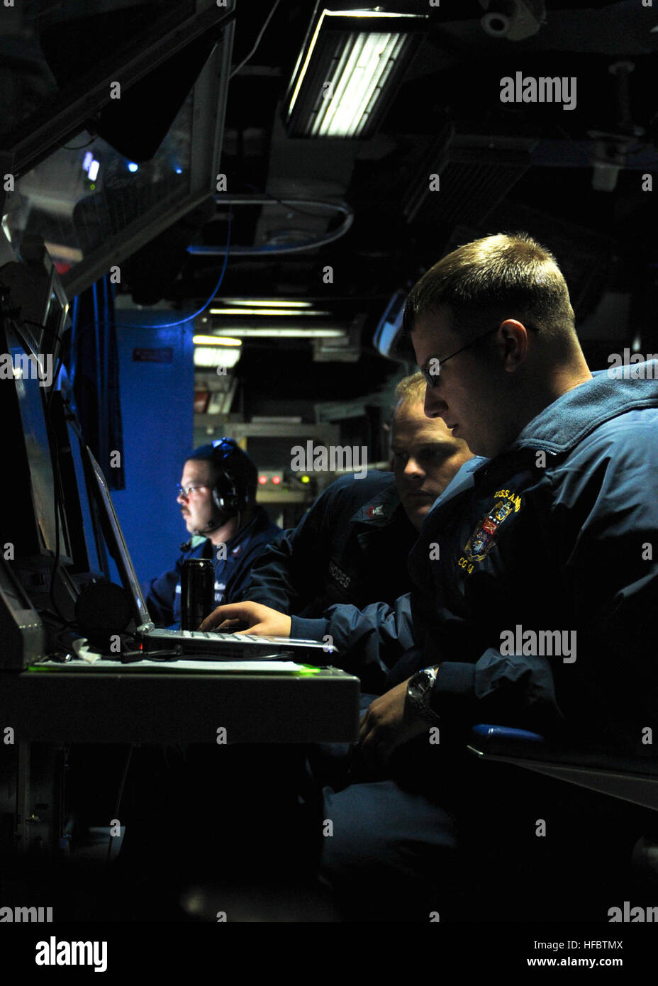 Fire controlman 3rd class brian hi-res stock photography and images - Alamy