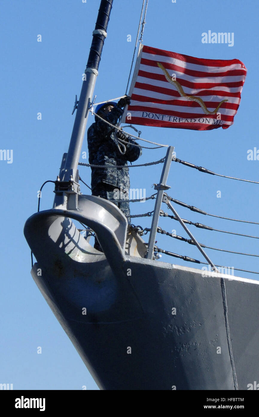 Uss bulkeley operations hi-res stock photography and images - Alamy