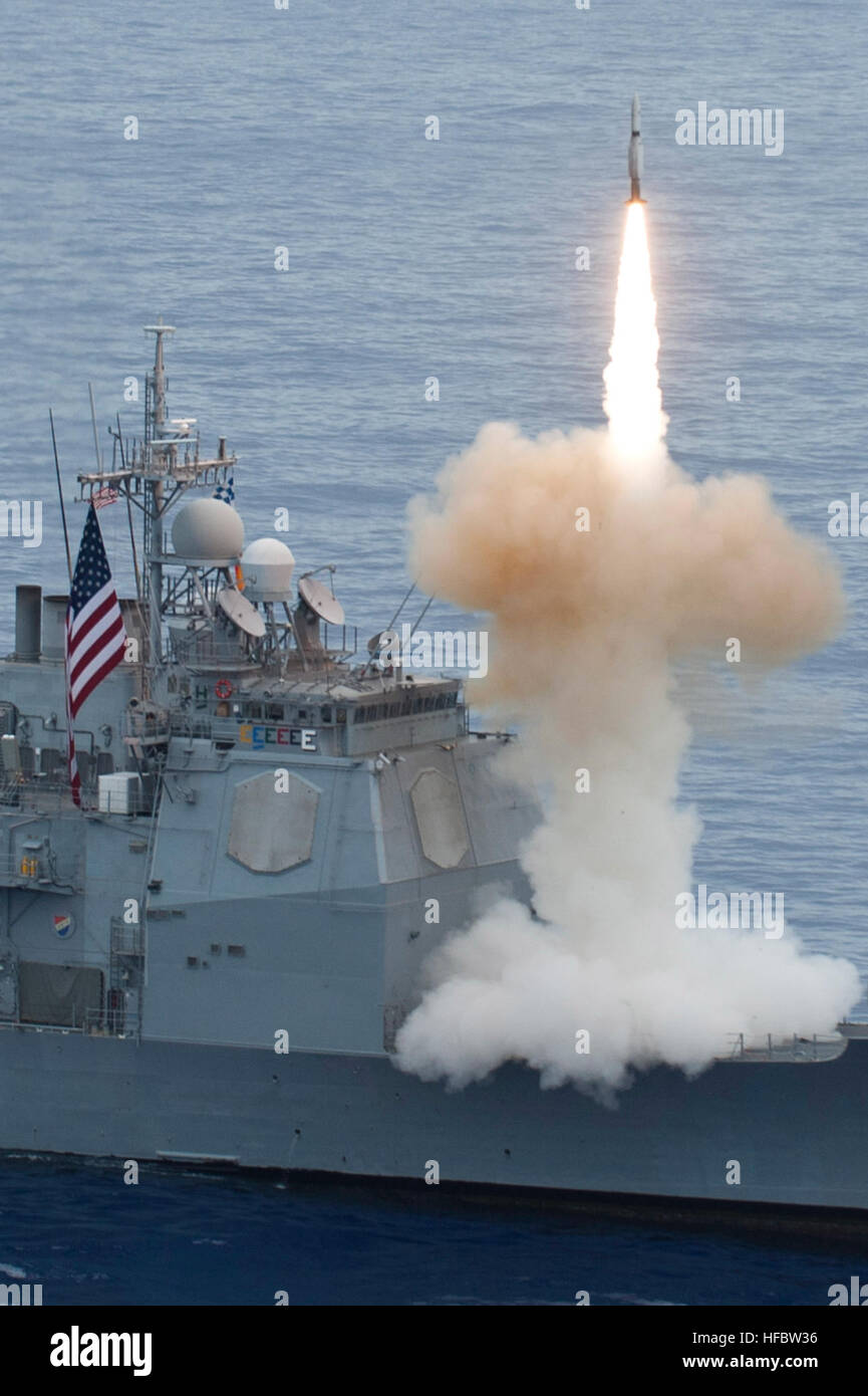 PACIFIC OCEAN (Sept. 20, 2012) The Ticonderoga-class guided-missile ...