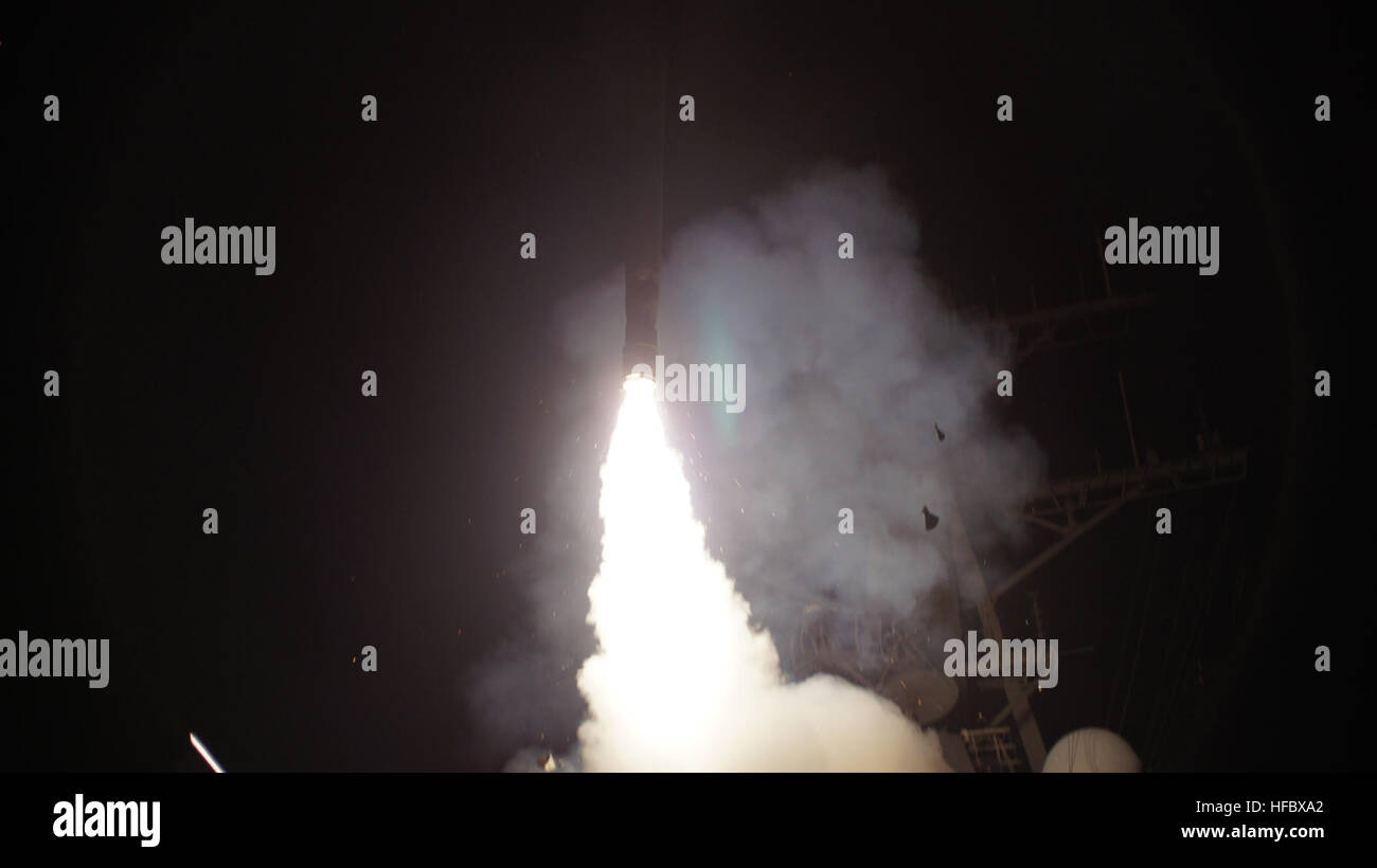 110319-N-2593S-939 MEDITERANEAN SEA (March 19, 2011) The Arleigh Burke ...