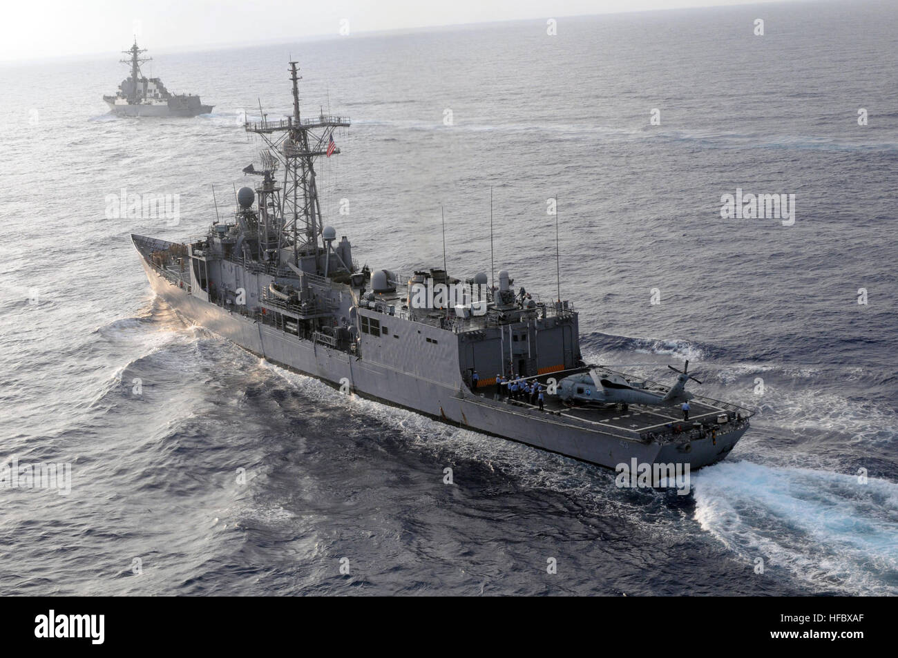 PACIFIC (June 6, 2009) The guided-missile frigate USS Thach (FFG 43 ...