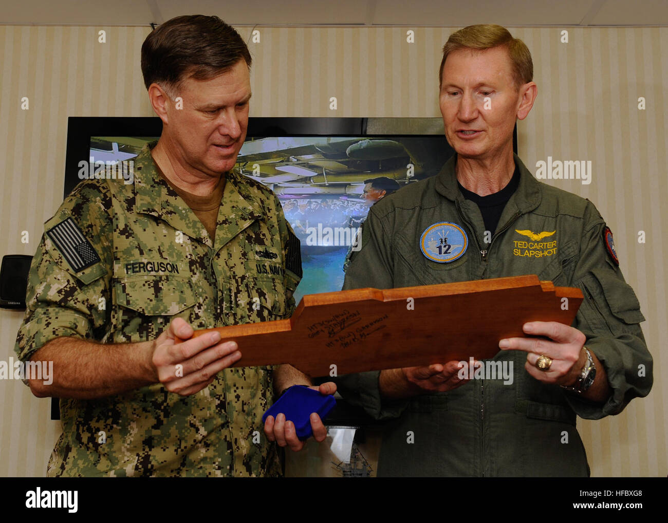 120814-N-FI736-177 U.S. 5TH FLEET AREA OF RESPONSIBILITY (Aug. 14, 2012 ...