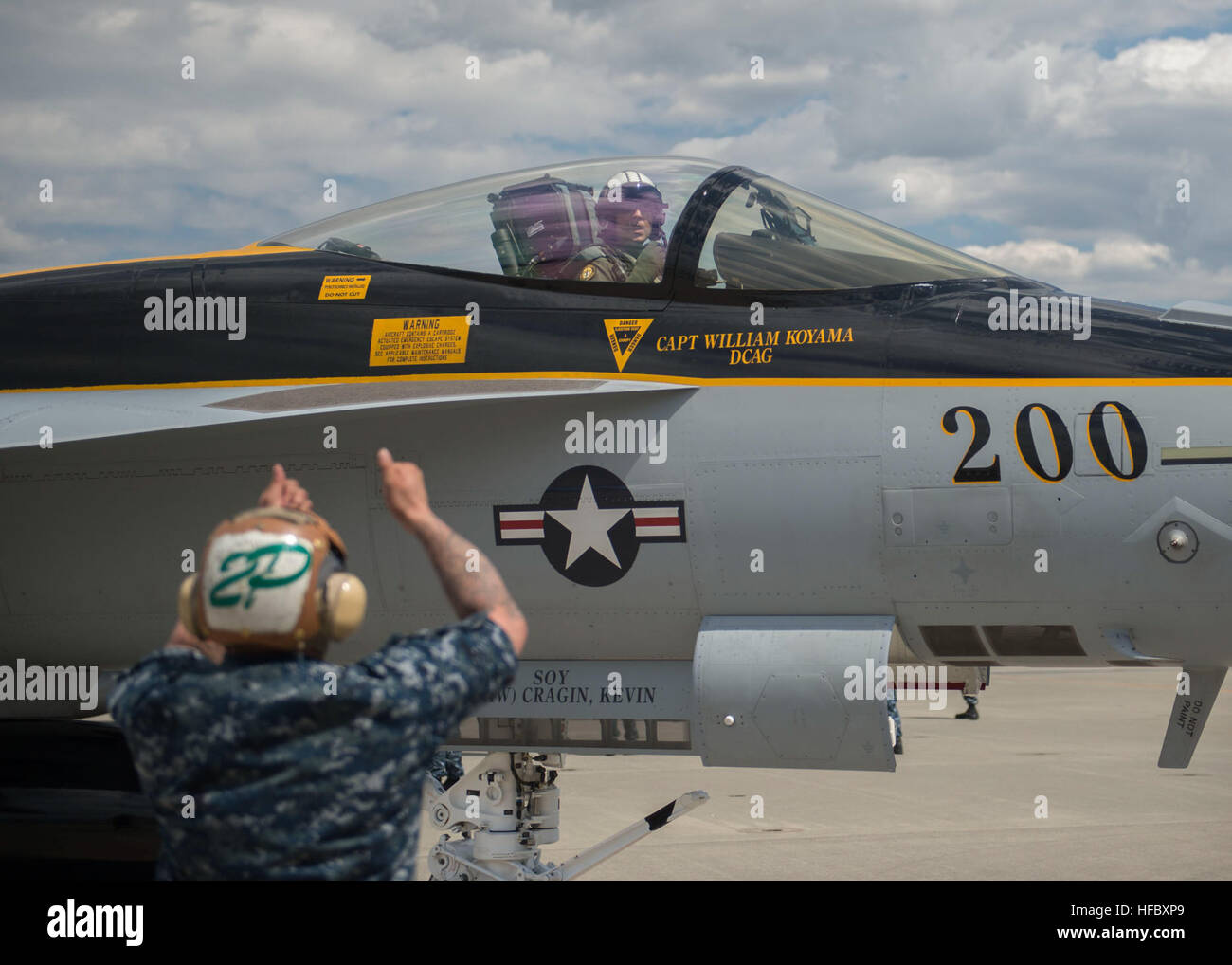 130502-N-HI414-168 NAVAL AIR FACILITY ATSUGI, Japan (May 2, 2013) A ...