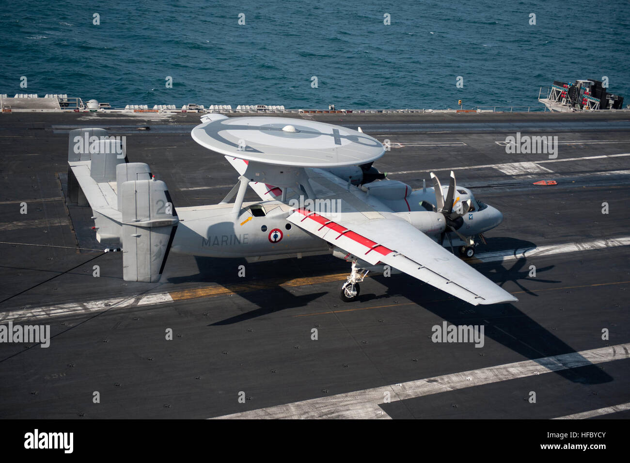 An E2-C Hawkeye from French aircraft carrier FS Charles de Gaulle (R 91 ...