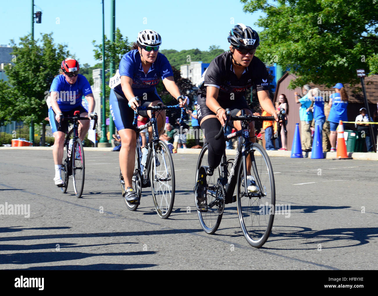 Laura burnett hi-res stock photography and images - Alamy