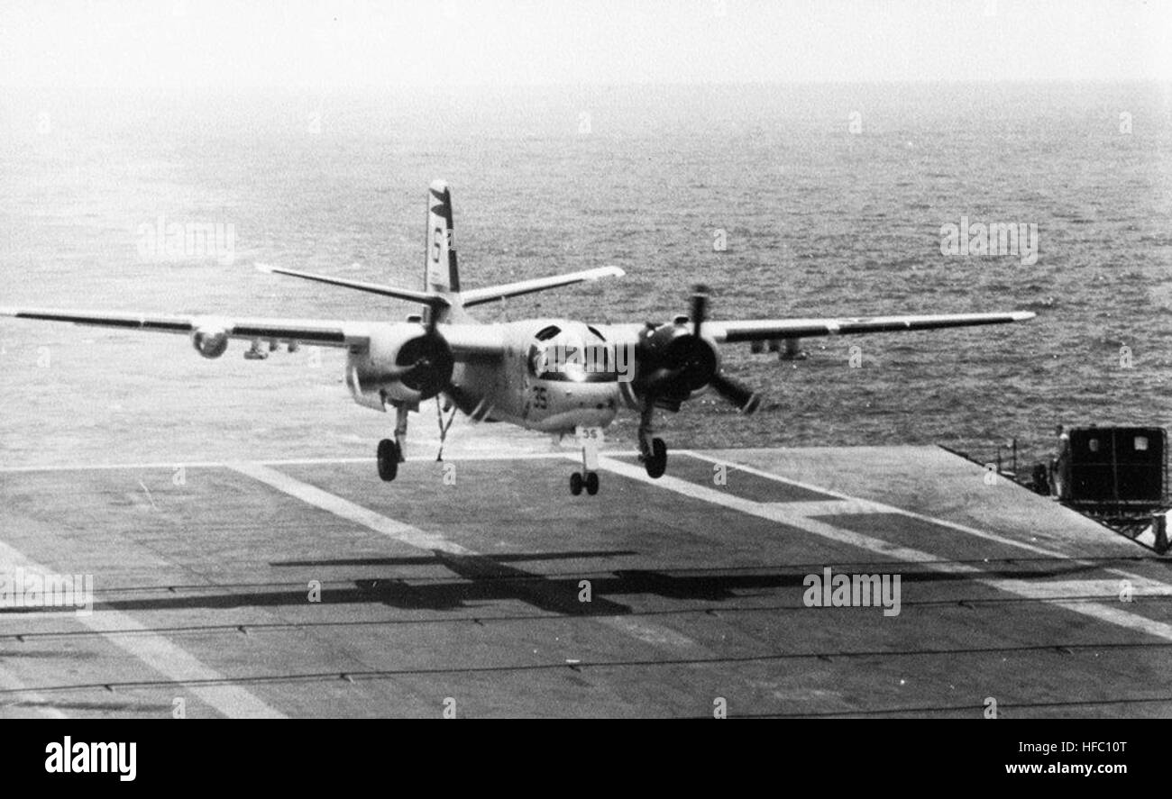 Grumman S-2E Tracker of VS-29 lands on USS Kearsarge (CV-33) in 1966 ...