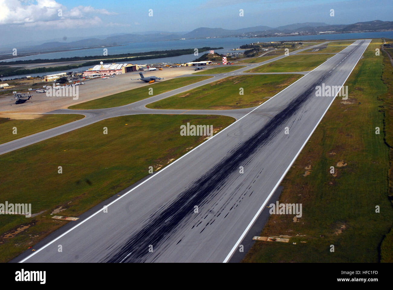 Media equipment earthquake hi-res stock photography and images - Alamy