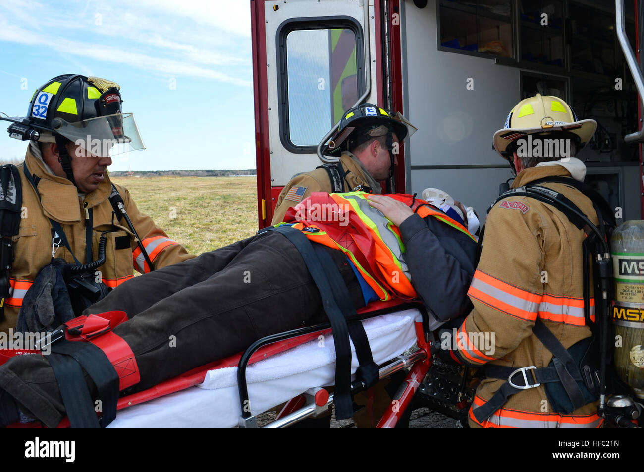 Navy region mid atlantic fire and emergency services hi-res stock ...