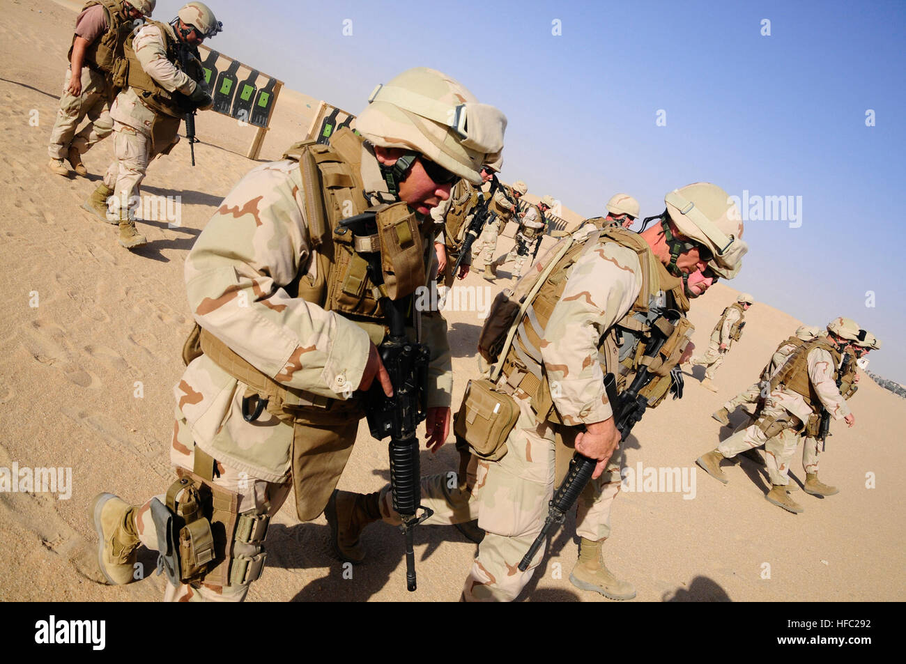 Seabees assigned to the 30th Naval Construction Regiment return to the ...